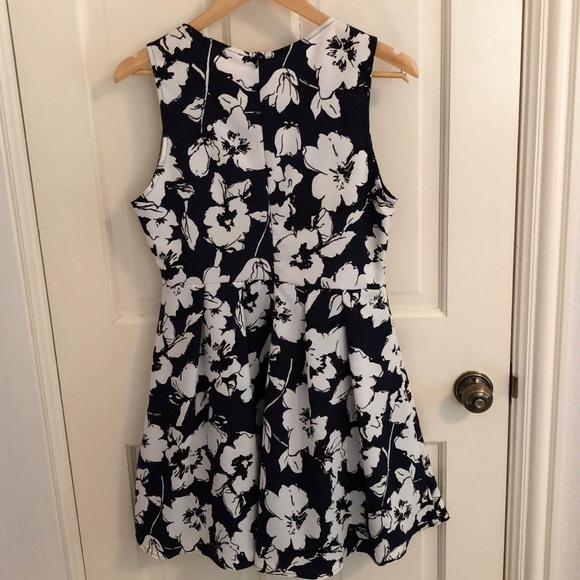 Lush | Dresses | Floral Dress | Poshmark